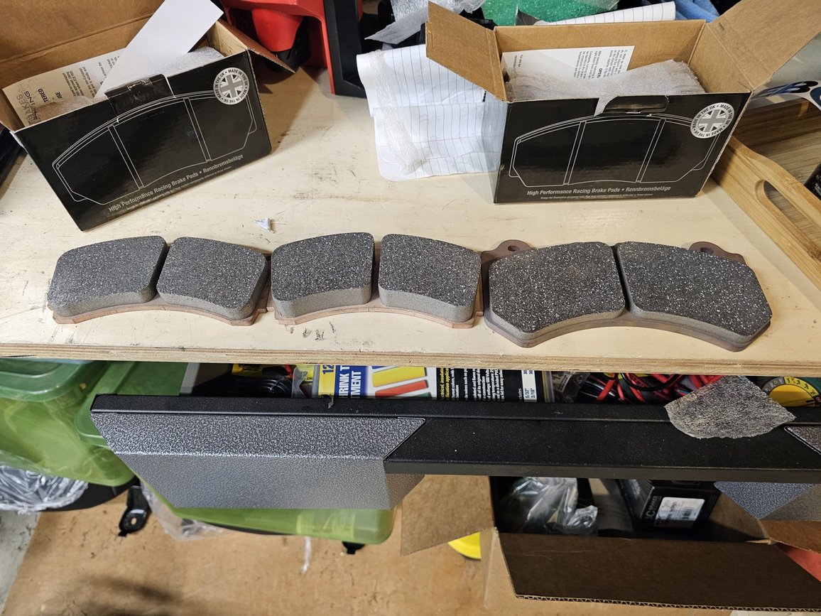 Pad sizes (volume) comparison: C7 Z06 OEM vs AP 9668 vs AP 9661 ...