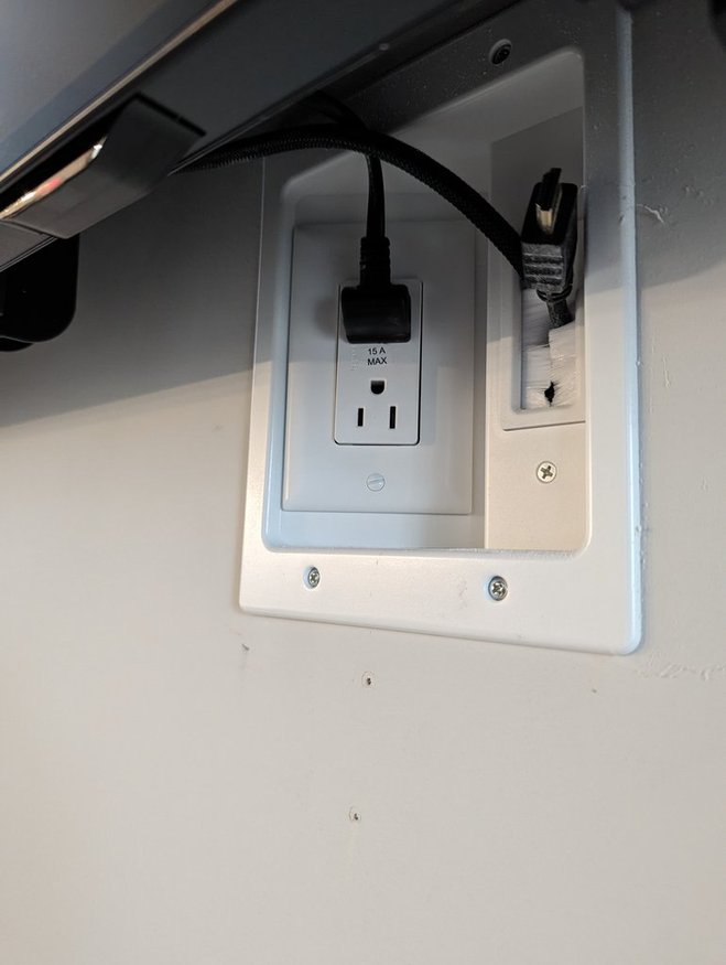 electrical - Is there a logical reason for powering the TV this way ...